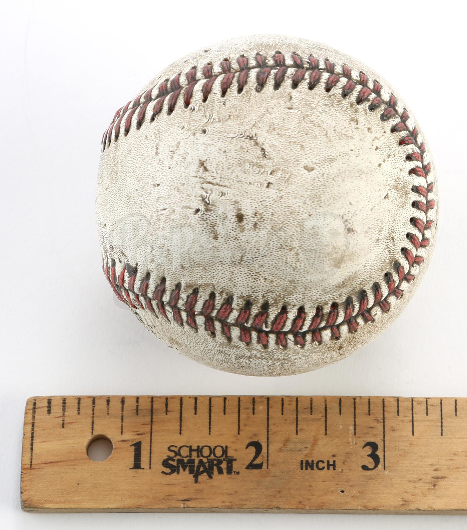 THE TWILIGHT SAGA: BREAKING DAWN PART 2 (2012) - Cullen Family Baseball