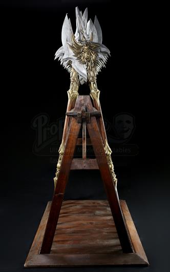 Alliance Weapon Rack with 17 Halberds - Current price: $3750