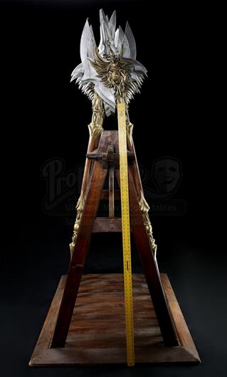 Alliance Weapon Rack with 17 Halberds - Current price: $3750