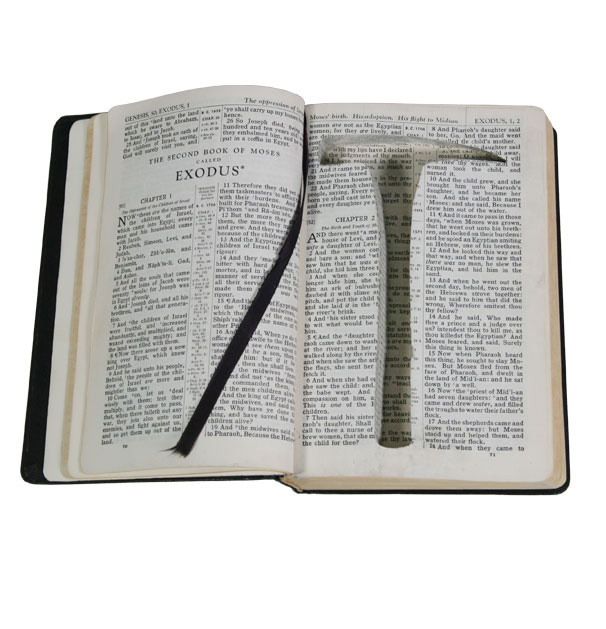 Andy Dufresnes Bible | Propstore – Ultimate Movie Collectables