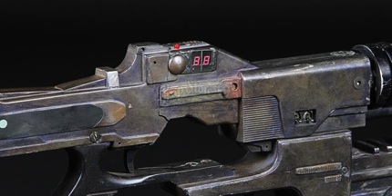 A working electronic counter is fitted at the top of the receiver ...