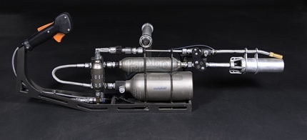 Well-used on the production, some of the paintfinish is distressed from ...