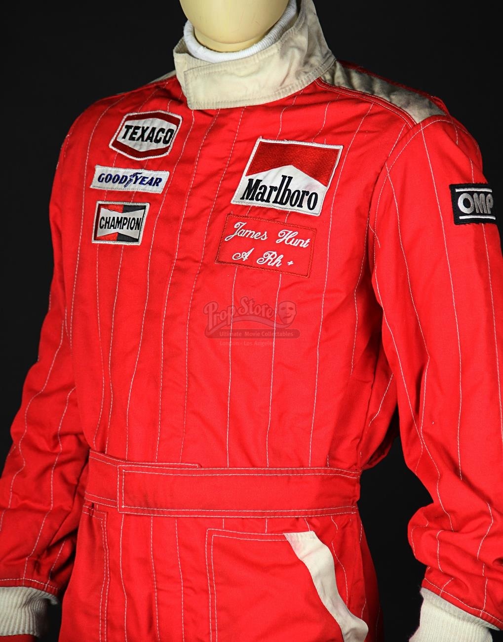 In very good condition, the costume is supplied with its wardrobe ...