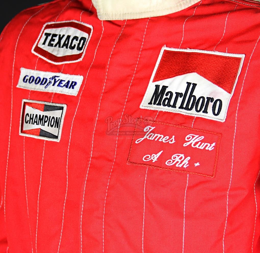 In very good condition, the costume is supplied with its wardrobe ...