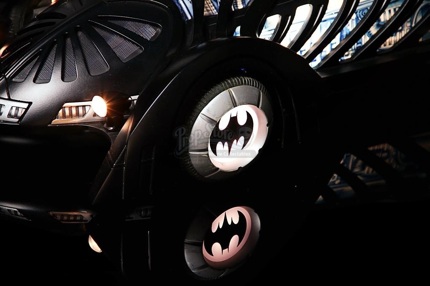 Lot #27 BATMAN FOREVER (1995) - Remote Control Batmobile Model Miniature