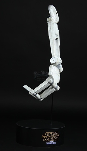 In very good condition, the arm is supplied with a custom-made display ...