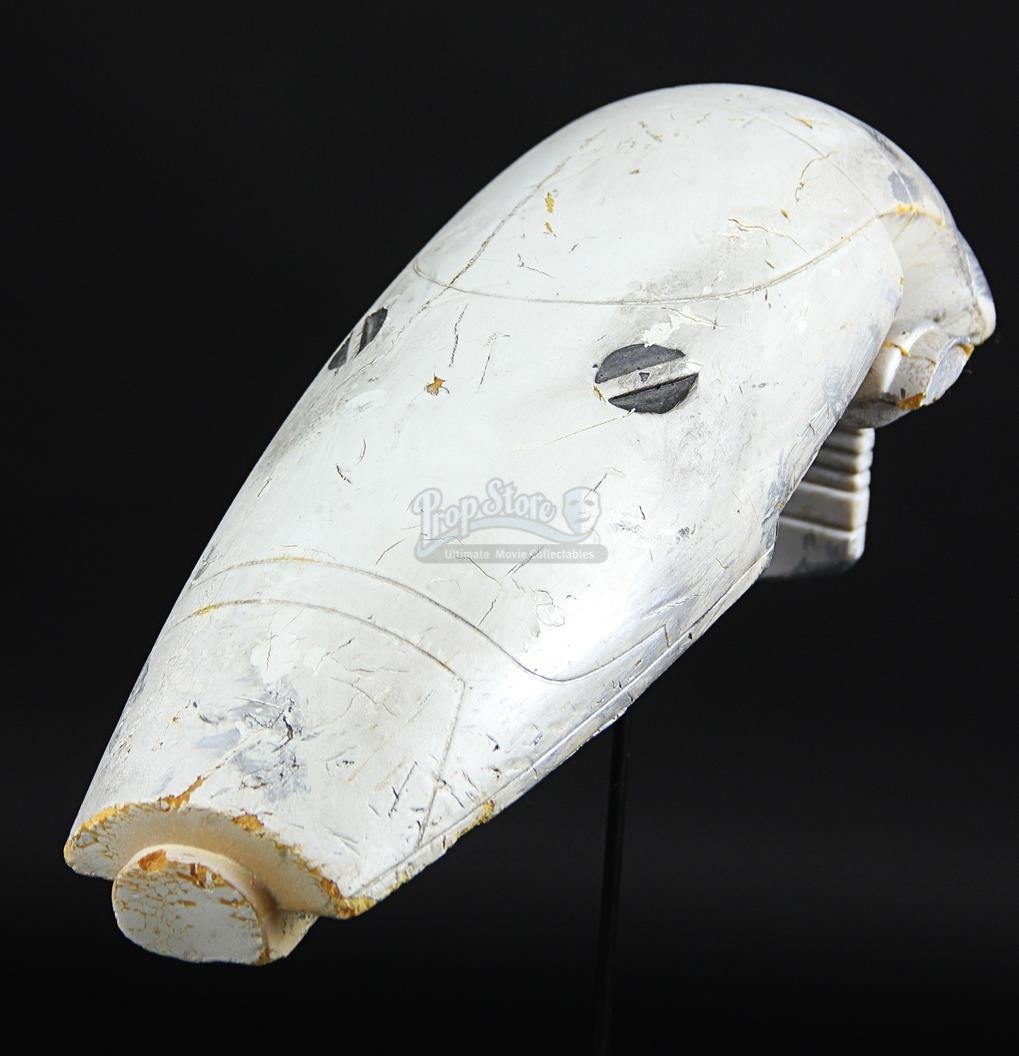 A battle droid head from George Lucas’ sci-fi prequel Star Wars: The ...