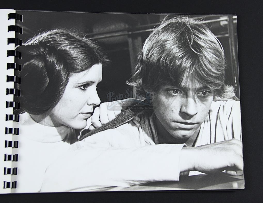 STAR WARS: A NEW HOPE (1977) - Signed Cast & Crew Book - Current price ...