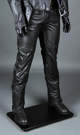 A complete Terminator (Arnold Schwarzenegger)costume from James Cameron ...