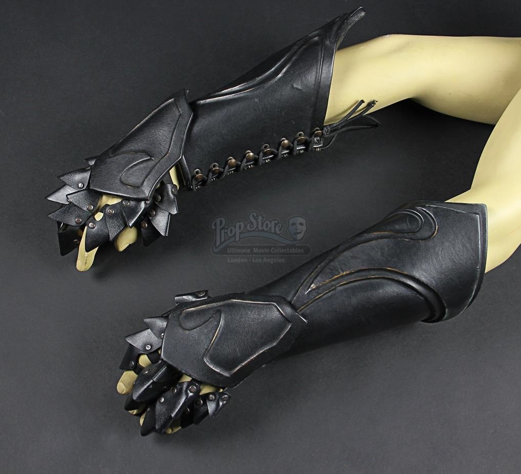 Ka D’Argo’s (Anthony Simcoe) Gauntlets - FARSCAPE: THE PEACEKEEPER WARS ...