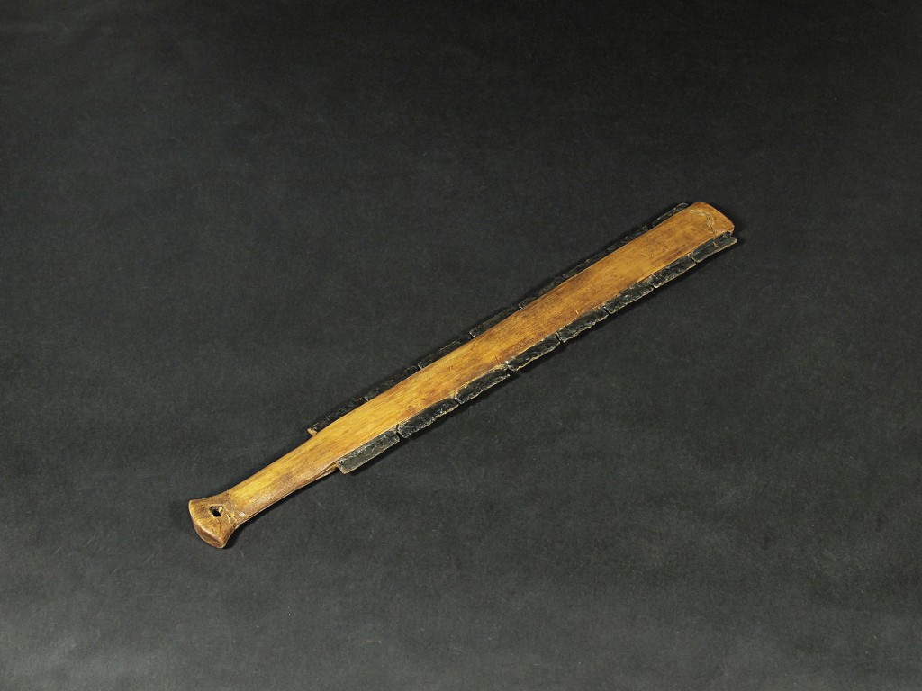 Highlights from the Propstore Website: Awesome Swords | Propstore ...