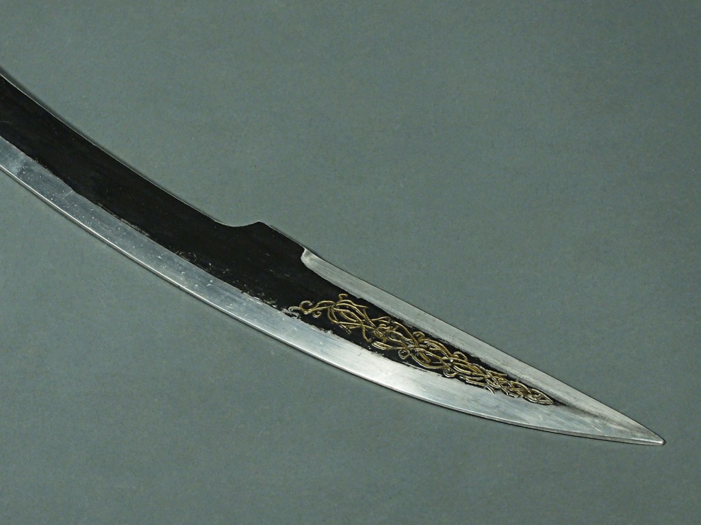 Highlights from the Propstore Website: Awesome Swords | Propstore ...