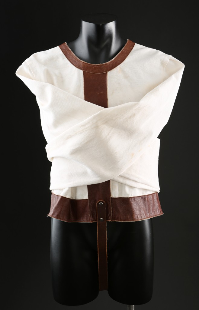 Exclusive Hannibal Prop and Costume Auction: Savor the Hunt ...